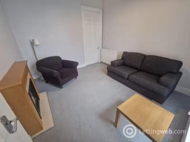 Deal! Property to rent in Short Loanings, Rosemount, Aberdeen.