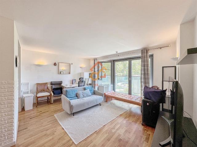 New Providence Wharf, 1 Fairmont Avenue, London E14, 2 bed flat to rent, £2,600 pcm | PrimeLocation