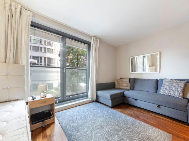 New Providence Wharf, Canary Wharf E14, Studio to rent, £1,650 pcm | PrimeLocation