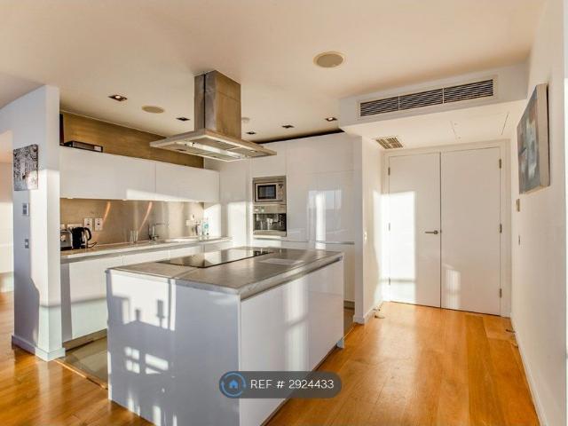 New Providence Wharf, London E14, 3 bed flat to rent, £4,250 pcm | PrimeLocation