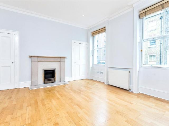 New Quebec Street, Marylebone. 2 bed maisonette to rent £4,450 pcm £1,027 pw