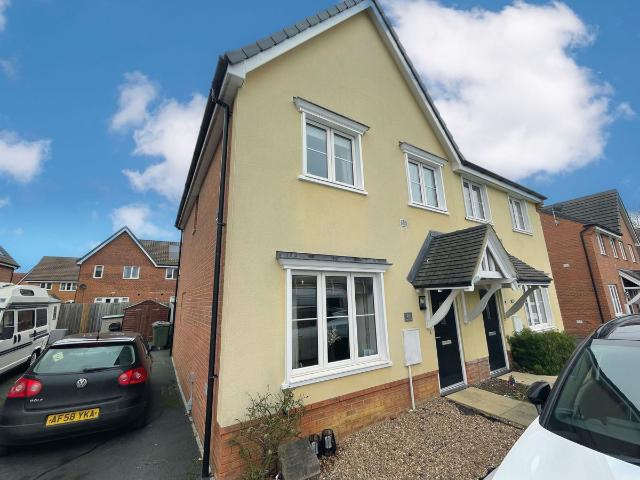 New Road, Attleborough NR17, 3 bed semi detached house to rent, £1,250 pcm | PrimeLocation
