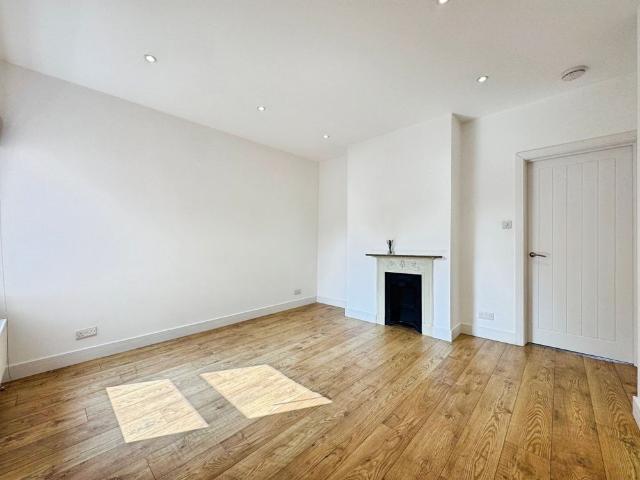 New Road, Basingstoke, Hampshire, RG21