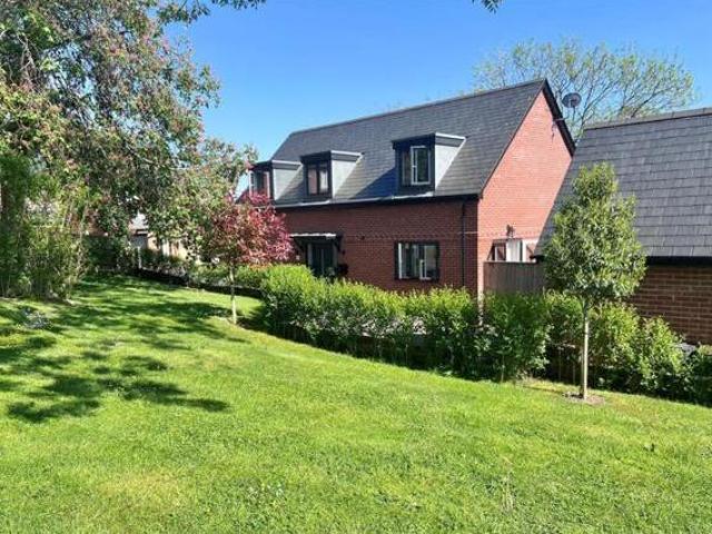 New Road, Bourton, 3 Bedroom Detached