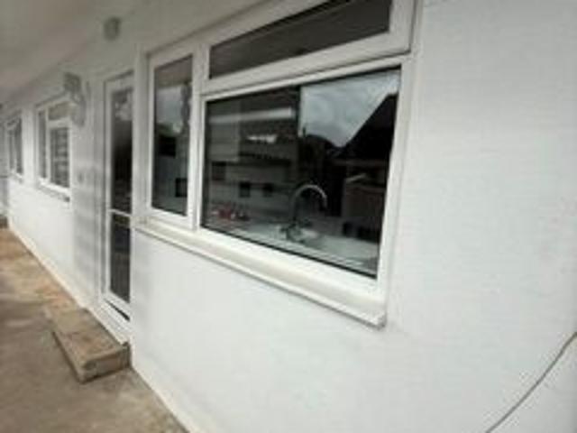 New Road, Brixham, Devon TQ5, 2 bed flat to rent, £750 pcm | PrimeLocation