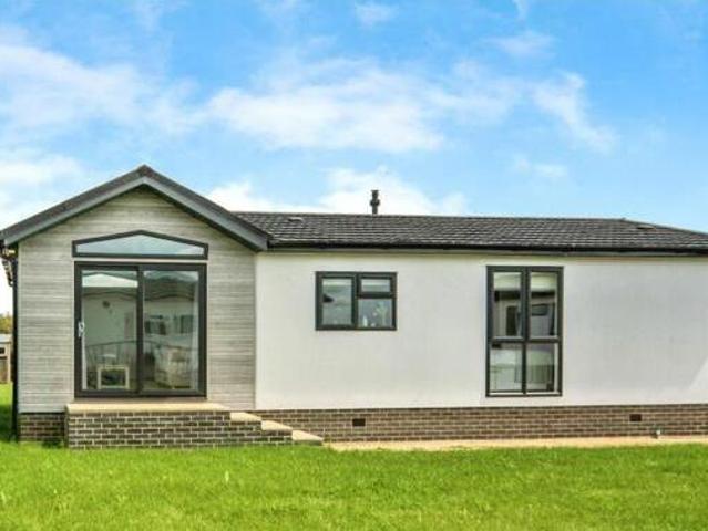 New Road, Clifton Park, Clifton, 2 Bedroom Park