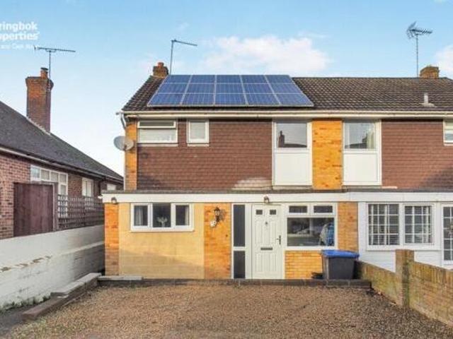 New Road, Durrington, 3 Bedroom Semi detached