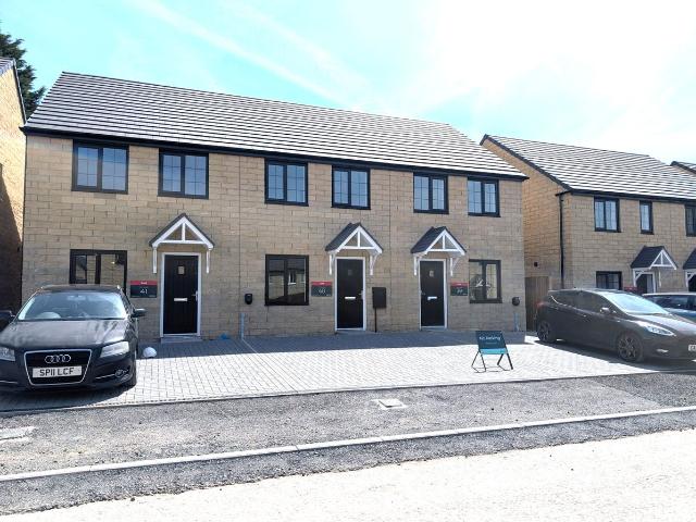 New Road, Earby BB18, 3 bed terraced house to rent, £1,195 pcm | PrimeLocation