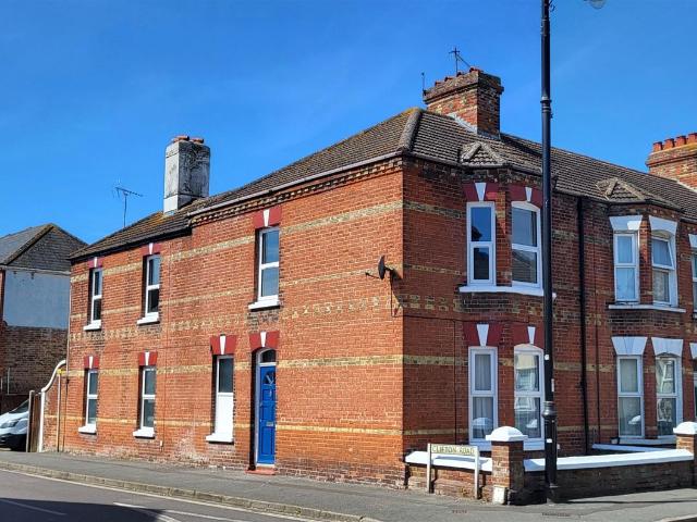 New Road, Littlehampton BN17, 3 bed end terrace house to rent, £1,695 pcm | PrimeLocation