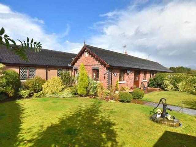 New Road, Moreton, 4 Bedroom Semi detached