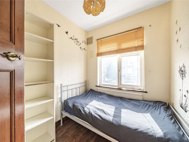 New Road, N22, London