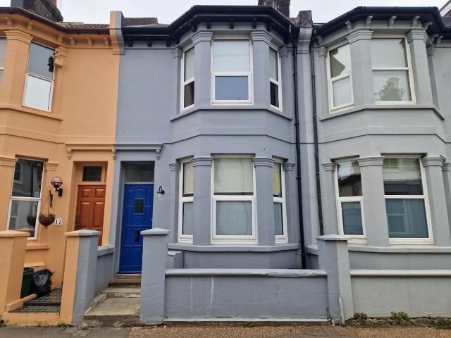 New Road, Shoreham BN43, 3 bed detached house to rent, £1,950 pcm | PrimeLocation