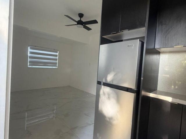 New Renovated Studio Apartment