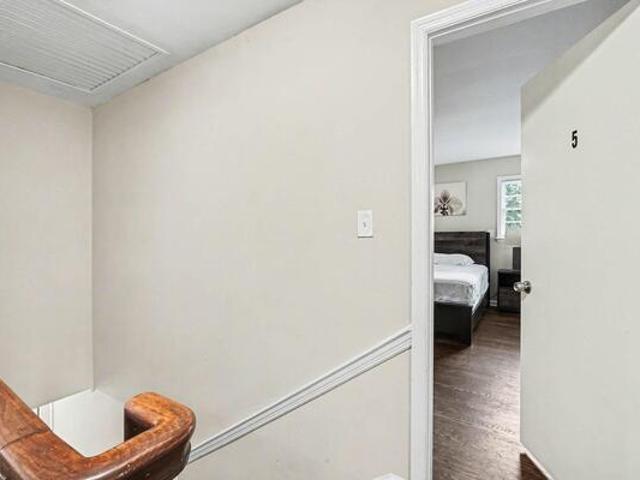 NEW Resort Style Living in a Safe Quiet Neighborhood — Swimming Pool / Maid Service / Oversized Rooms