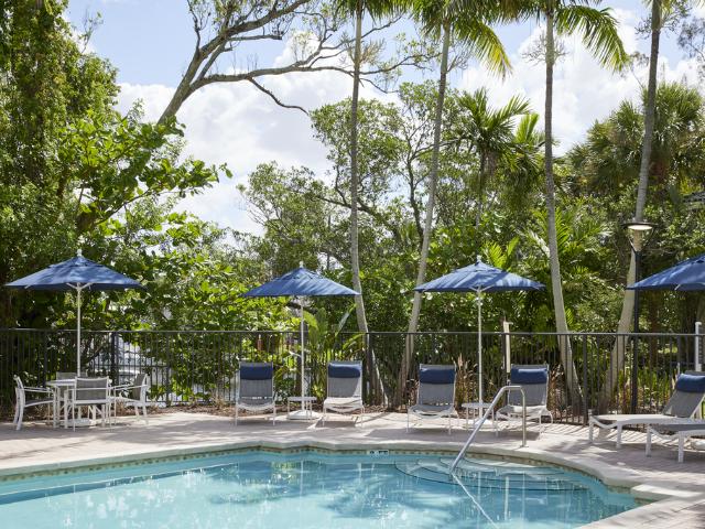 New River Cove Apartments 3 Bedroom Apartment for Rent at 3711 W State Road 84, Davie, FL 33312