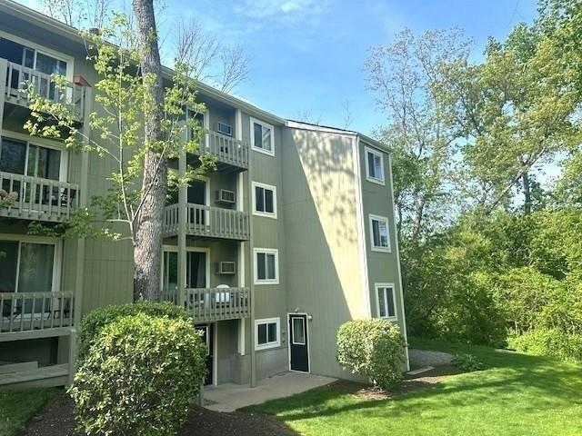 New River Rd Apt,lincoln, Condo For Sale