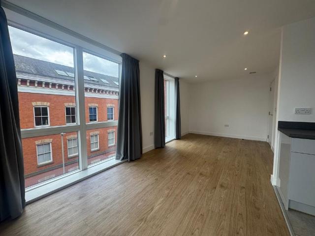 New Walk Place, LEICESTER, LE1 2 bed apartment to rent £1,175 pcm £271 pw