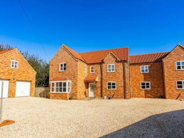 New Waltham, Louth Road, Grimsby, 5 Bedroom Detached