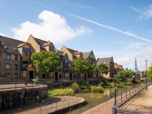 New Wapping 1bed by the Canal
