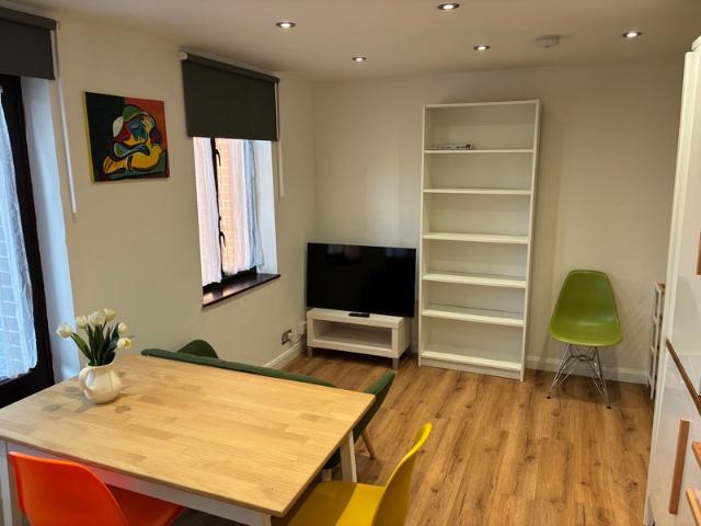 New Wapping 1bed by the Canal