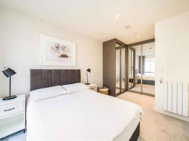 New Warren Lane, SE18, London