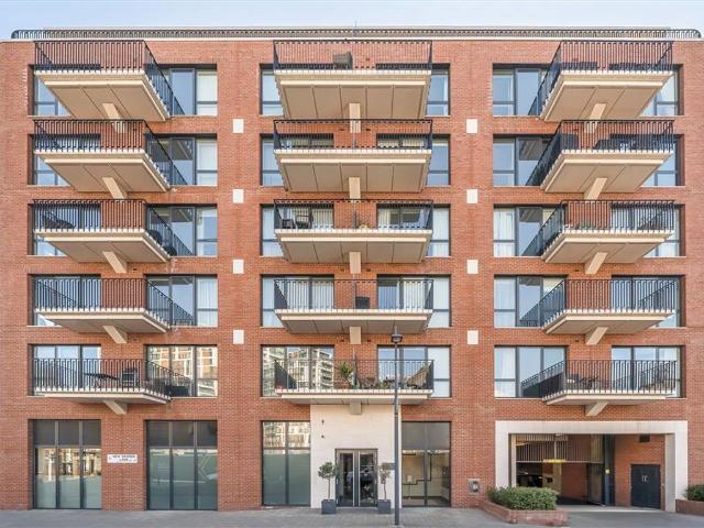 New Warren Lane, Woolwich SE18, 1 bed flat to rent, £1,900 pcm | PrimeLocation