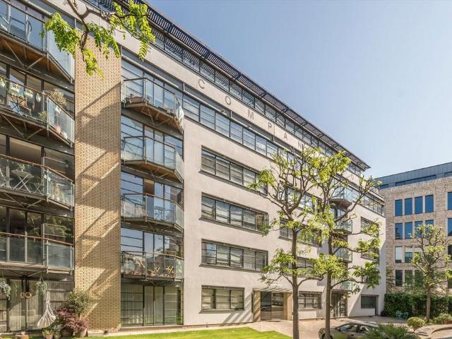 New Wharf Road, London N1 2 bed flat to rent £3,500 pcm £808 pw
