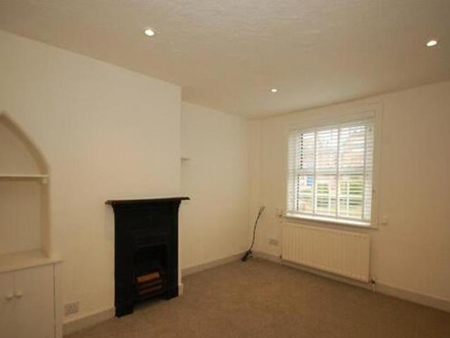 New Town, Uckfield, 2 Bedroom Flat