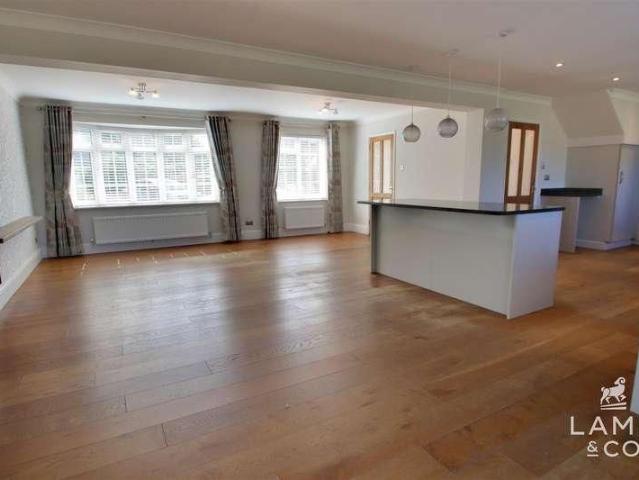 New Thorpe Avenue, Thorpe le soken, CO16