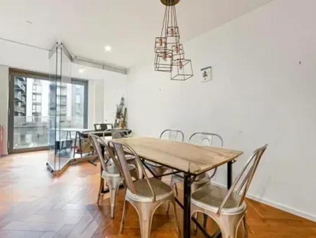 New Union Square, London SW11, 2 bed flat to rent, £5,417 pcm | PrimeLocation