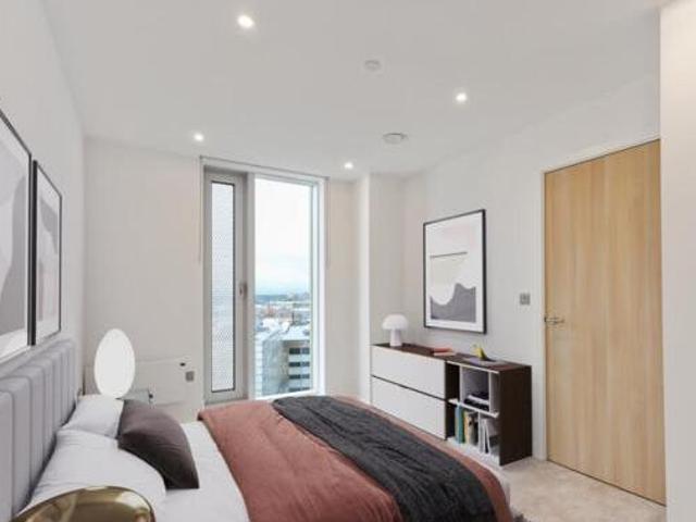 New Vic, Corporation Street, 2 Bedroom Flat