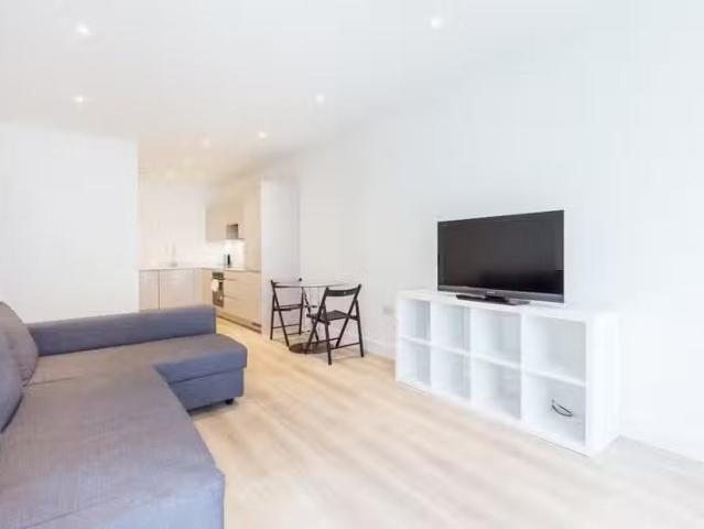 New Village Avenue, London, E14 0GJ