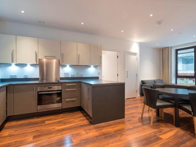 New Village Avenue, London E14, 2 bed shared accommodation to rent, £2,400 pcm | PrimeLocation