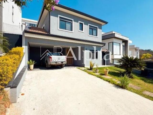 New Ville Casa de alto padrão em condomínio Santana de Parnaíba SP 180m²