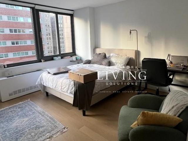 New York NY 10007 74954054
