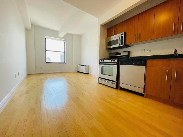 NEW YORK NY 10004 81538161