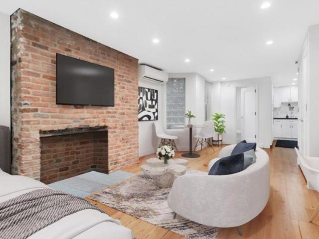 New York NY 10014 LS51627275