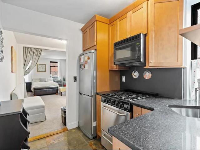 NEW YORK NY 10019 LS99819747