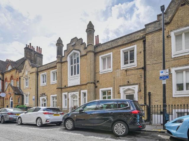 Newark Street, Whitechapel, London, E1 1 bed flat to rent £1,842 pcm £425 pw