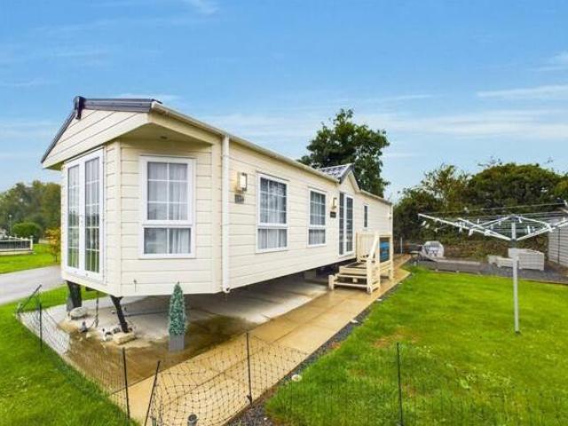 Newark Road, Aubourn, 2 Bedroom Park