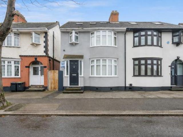 Newark Road, Luton, 4 Bedroom Semi detached