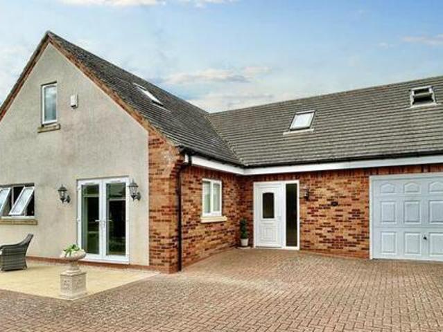 Newark Road, South Hykeham, 4 Bedroom Detached