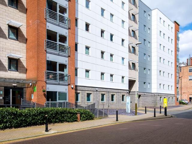 Newarke Point, Newarke Close, Leicester LE2, 1 bed flat to rent, £559 pcm | PrimeLocation
