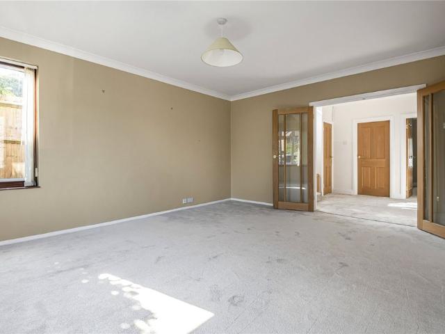 Newberries Avenue, Radlett