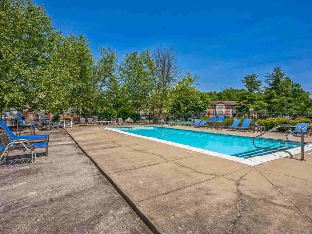 Newberry Parc 2 Bedroom Apartment for Rent at 250 Olde English Ct, Louisville, KY 40272