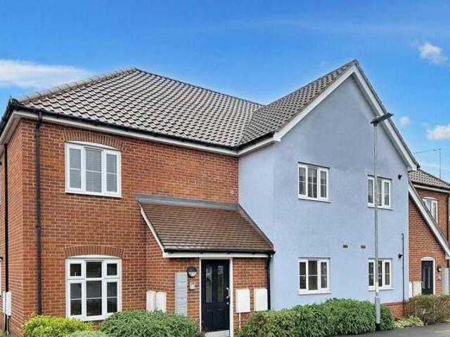 Newbolt Close, Stowmarket, 2 Bedroom Apartment