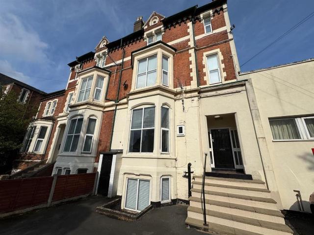 Newbridge Crescent, Wolverhampton WV6, Studio to rent, £575 pcm | PrimeLocation