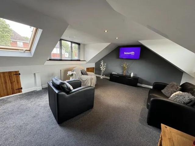 Newbridge Lane, Chesterfield, S41