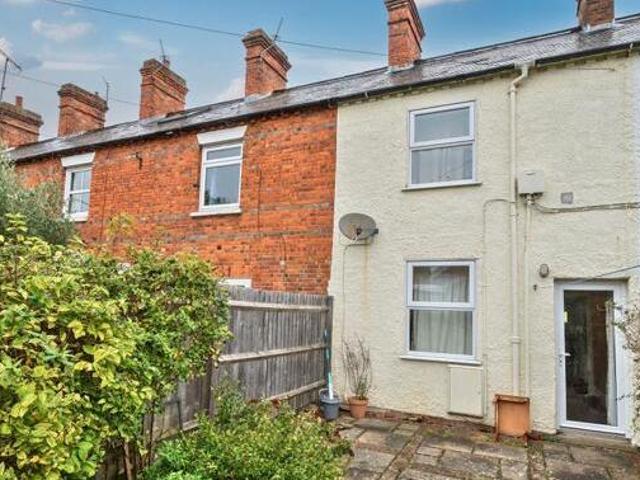 Newbury, Berkshire, 2 Bedroom Terraced