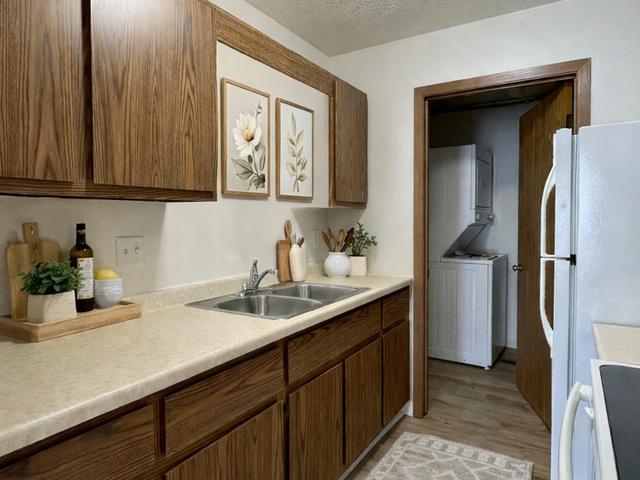 Newbury Place Apartment Homes 1 Bedroom Apartment for Rent at 8385 S Yorkshire Dr, Oak Creek, WI 53154